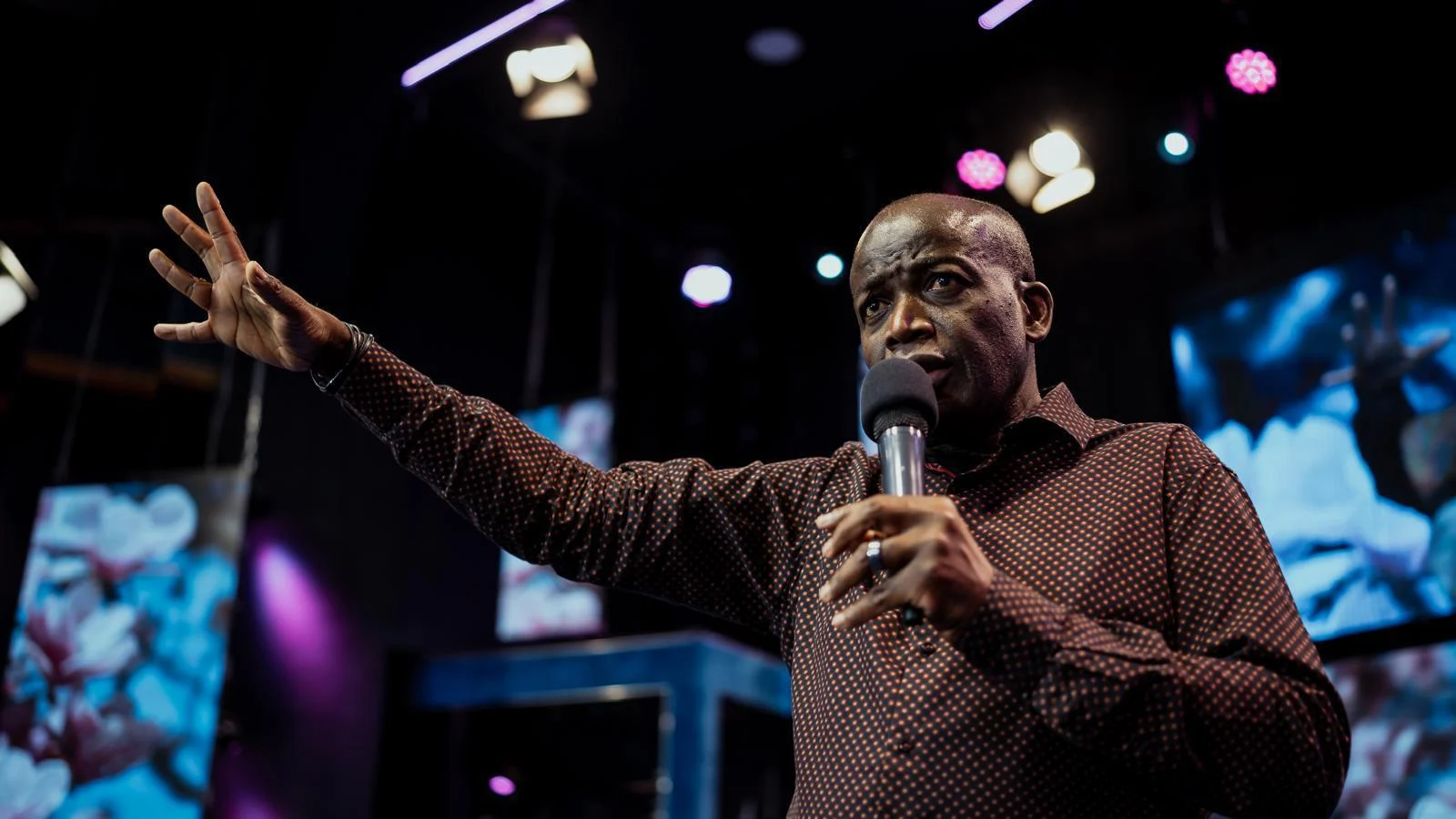 Bishop Richard Aryee Prepares Hungary for the Ministry - DHMM News